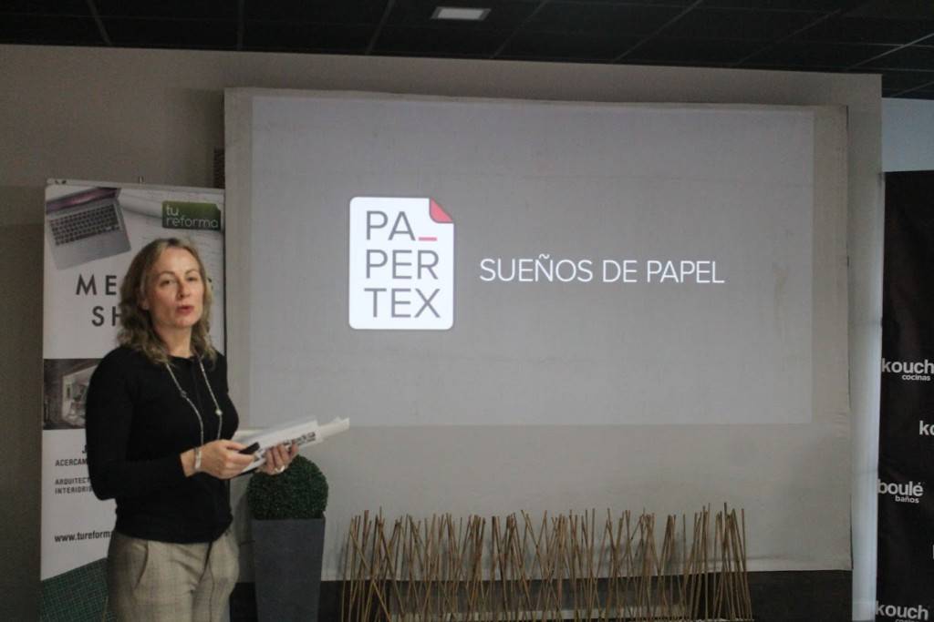 El papel textil adhesivo y removible Papertex deleita al profesional ...